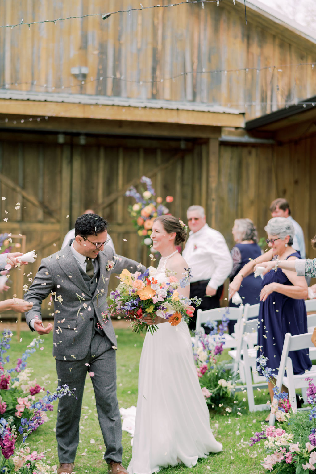 Unique Spring Wedding Decoration Ideas You Will Love ...