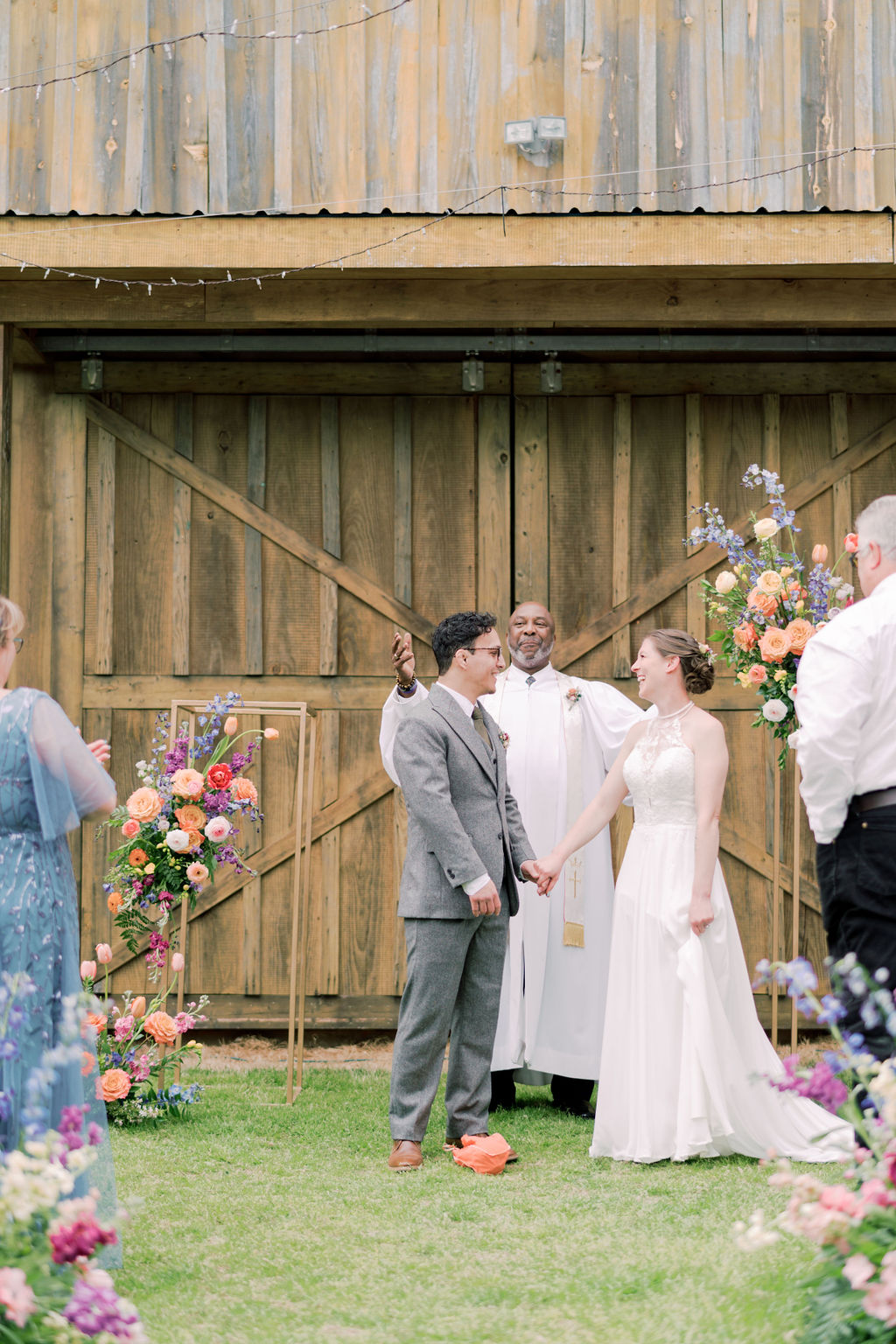 Unique Spring Wedding Decoration Ideas You Will Love ...